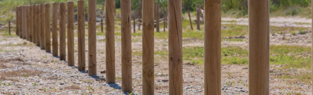 Comment protéger un poteau en bois mis en terre